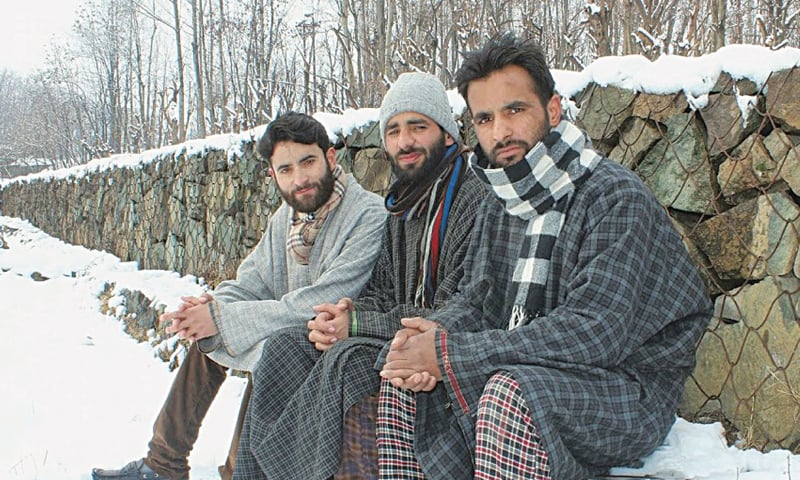 Unraveling the Timeless Tale of the Kashmiri Pheran: Tradition ...